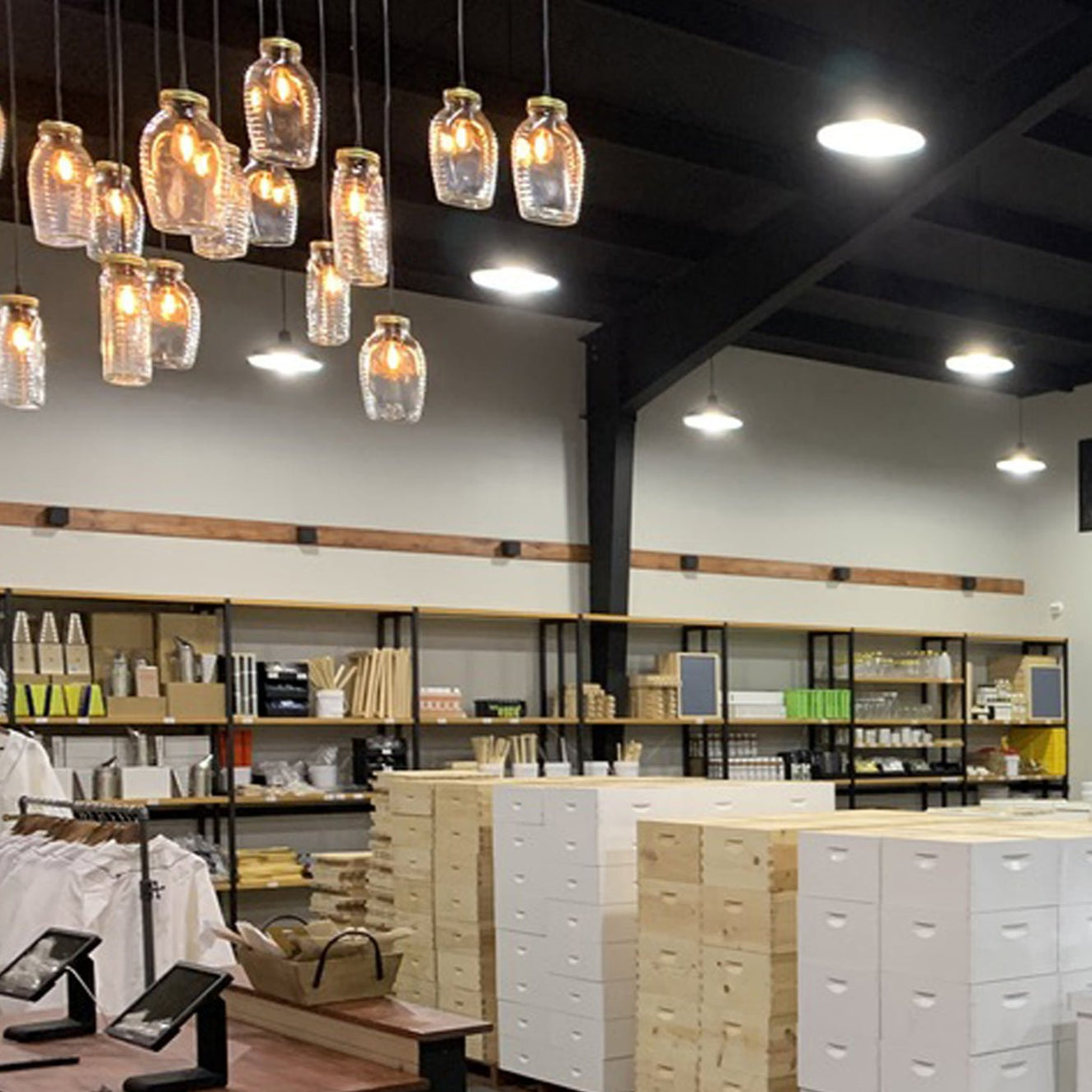 The Bee Supply - Bees for sale, Beekeeping Supplies, and Classes